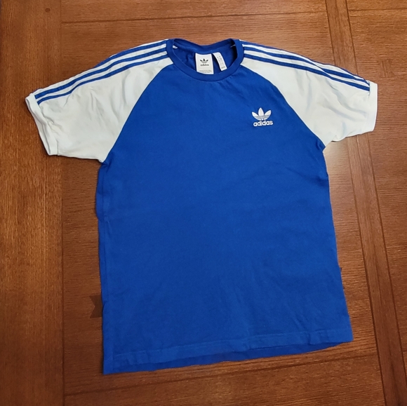 adidas | Shirts | Adidas Old School Style Tee Large | Poshmark